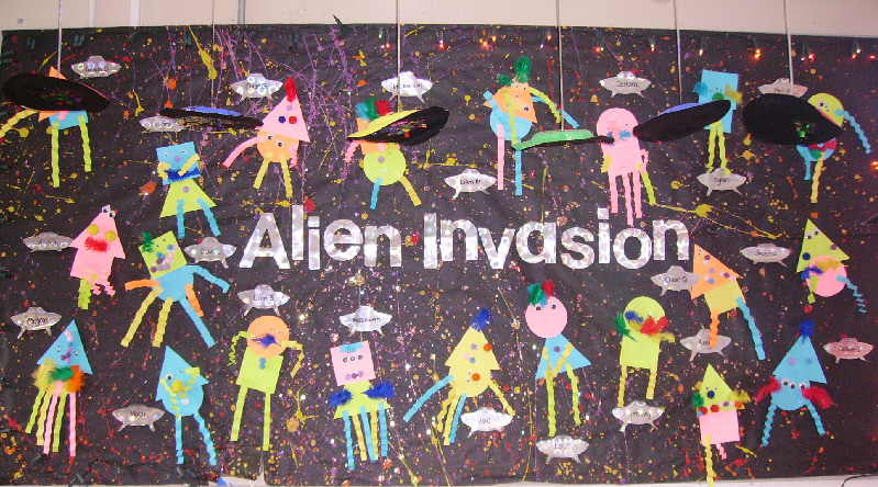 Aliens classroom display photo - Photo gallery - SparkleBox