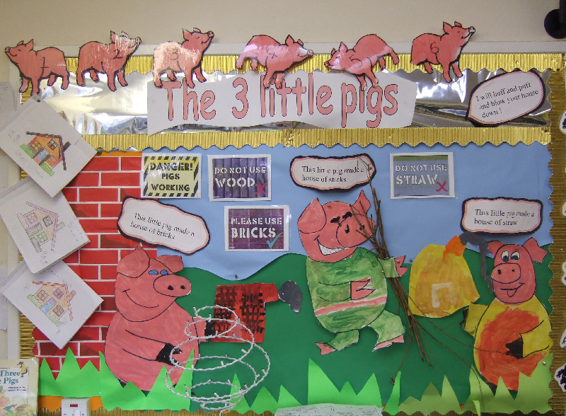 Three little pigs classroom display photo - Photo gallery - SparkleBox