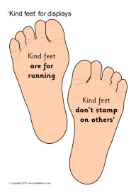 ‘Kind feet’ for displays (SB8175) - SparkleBox