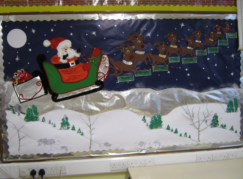 Santa and His Reindeer Classroom Display Photo - SparkleBox